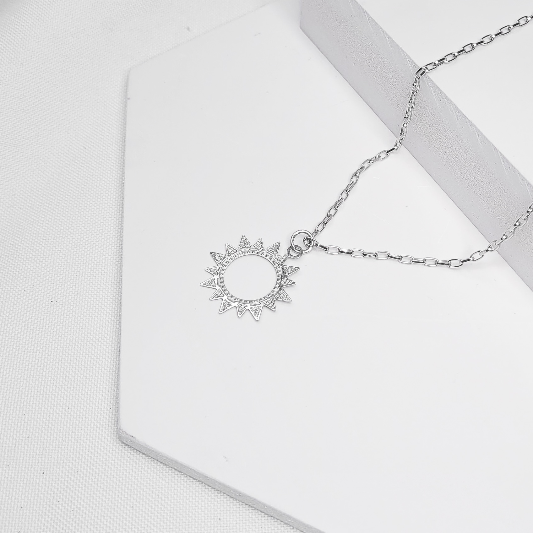 Colar Sol em Aço Inoxidável - Luance Joias